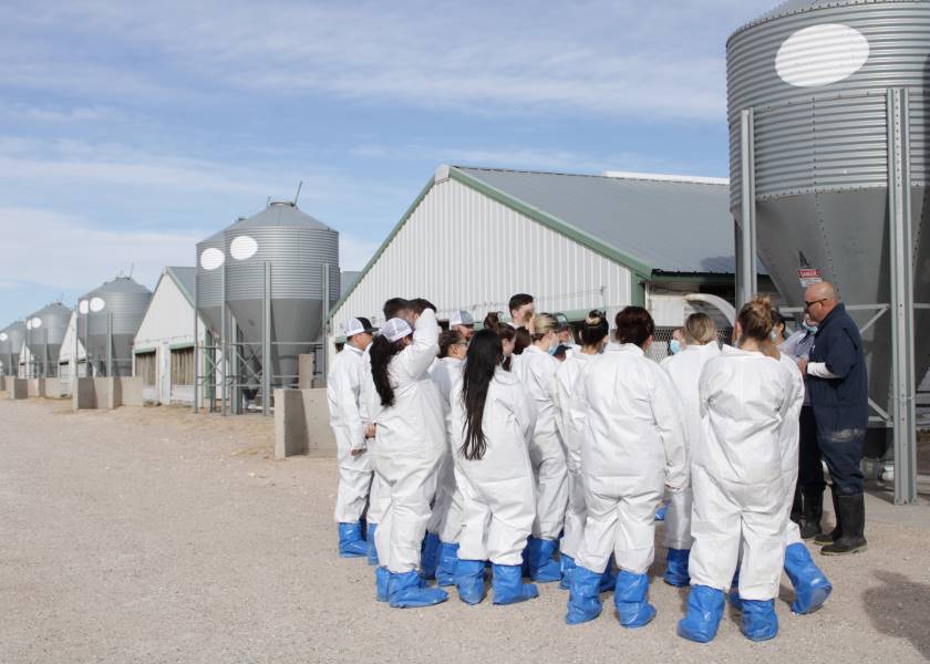 Seaboard Foods Gives College Students a Unique Look Inside Company ...