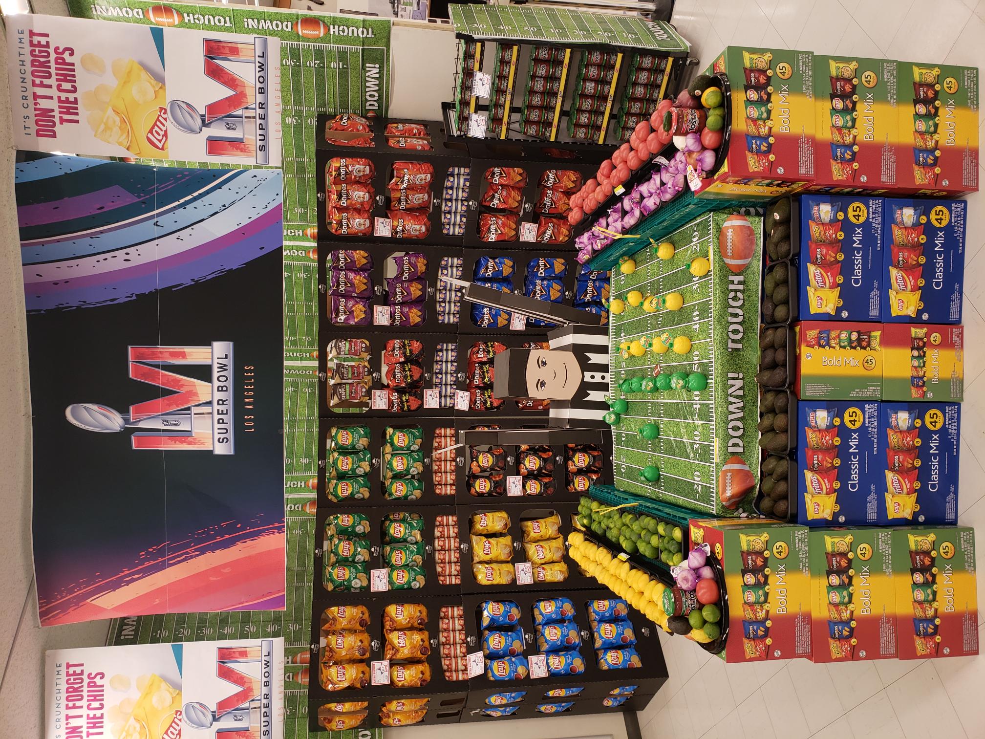 Holiday produce merchandising displays in Tokyo | The Packer