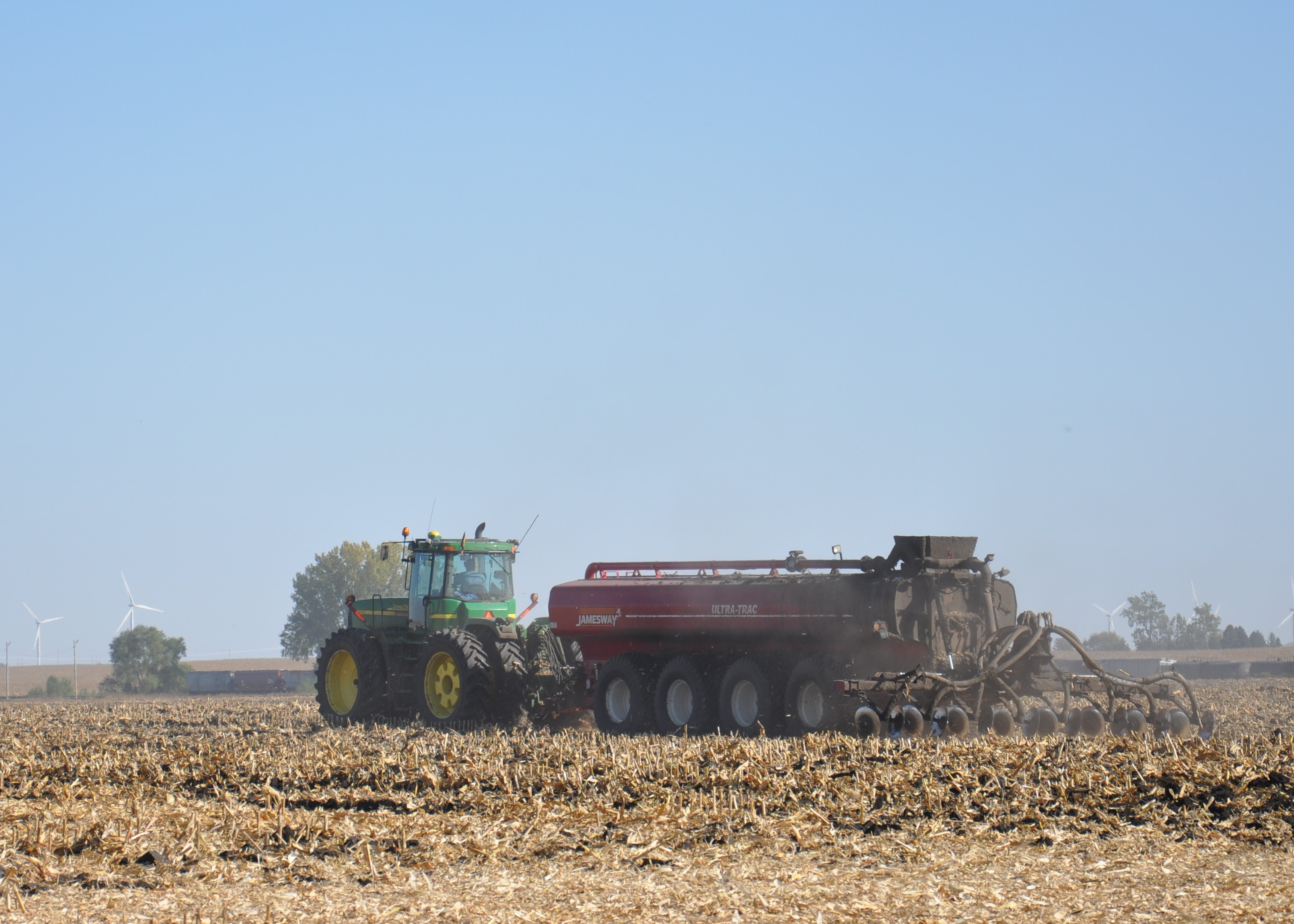 Save $152 Per Acre with Hog Manure, Study Finds | Pork Business