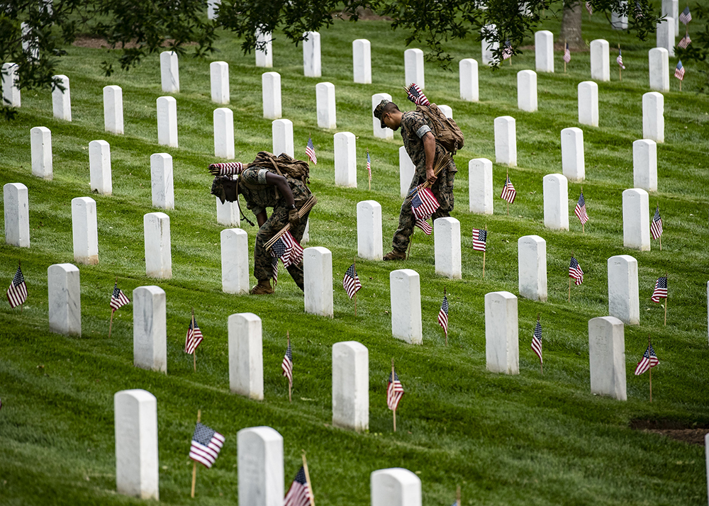 Final Salute: The Arlington Ladies Honor Those Who Served | AgWeb