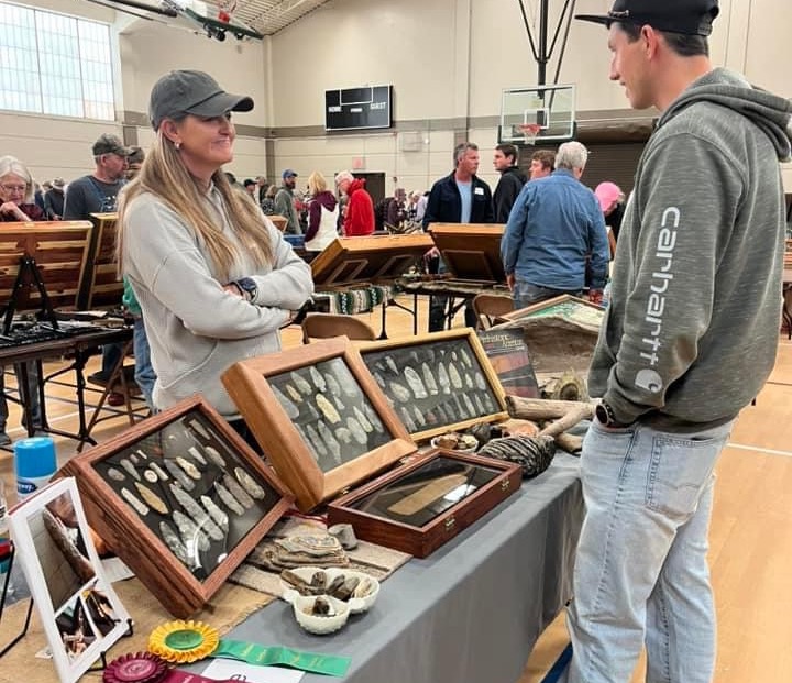 Find of a Lifetime: Kansas Family Discovers Incredible Indian Artifact ...