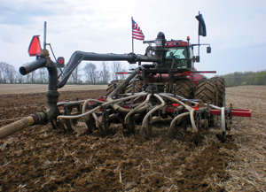 Three Benefits of Dragline Manure Application | Dairy Herd