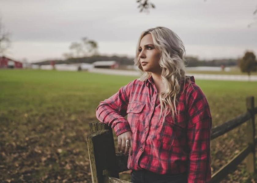 Tennessee Singer Wins NCBA’s National Anthem Contest | Drovers
